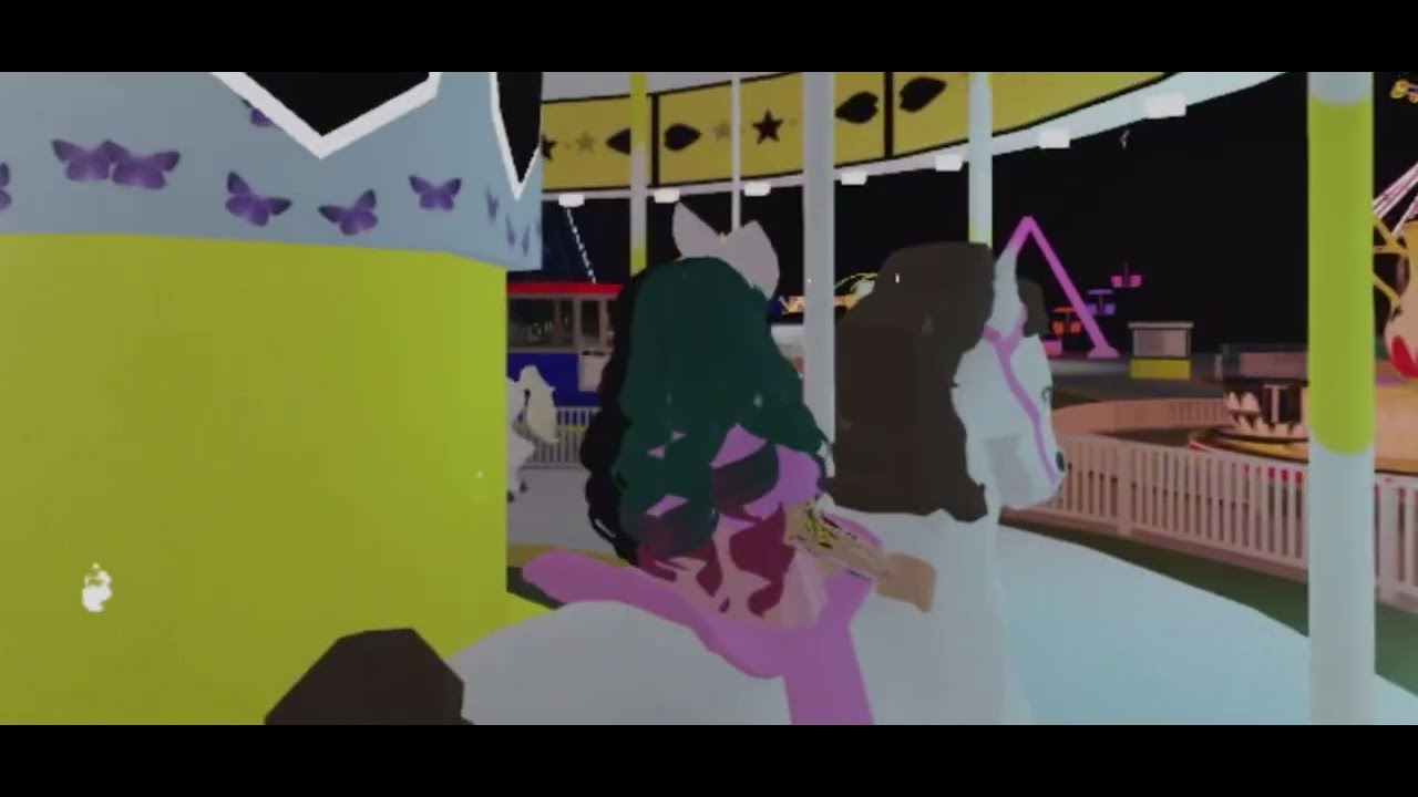 Luna Martinez - Carousel (Official Music Video) - YouTube