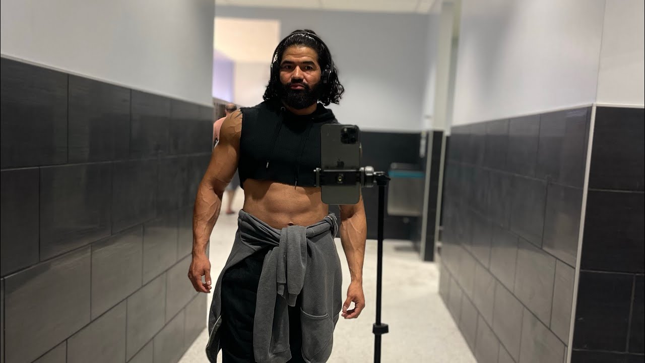 How to get your shoulders and arms cut | superset | gym work out - YouTube