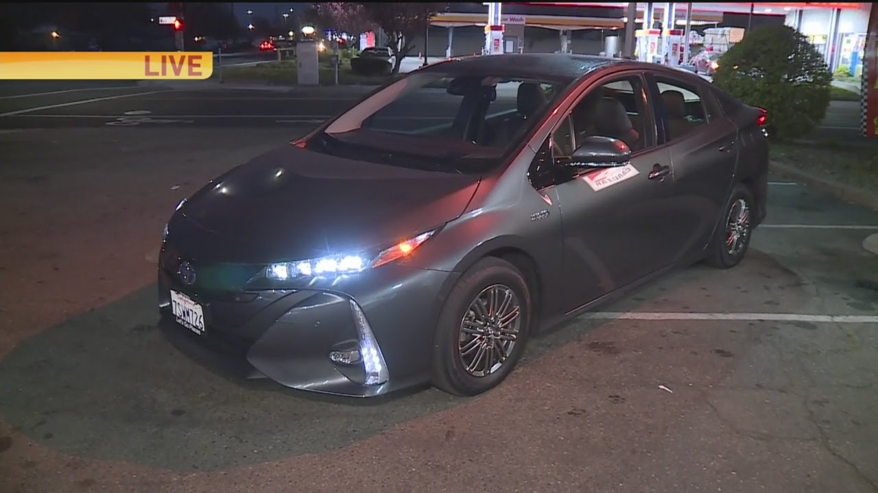 Car Czar: Prius Prime - YouTube