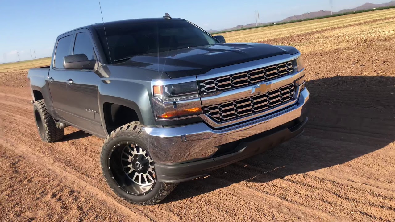 20x12 on 33s 18 Silverado - YouTube