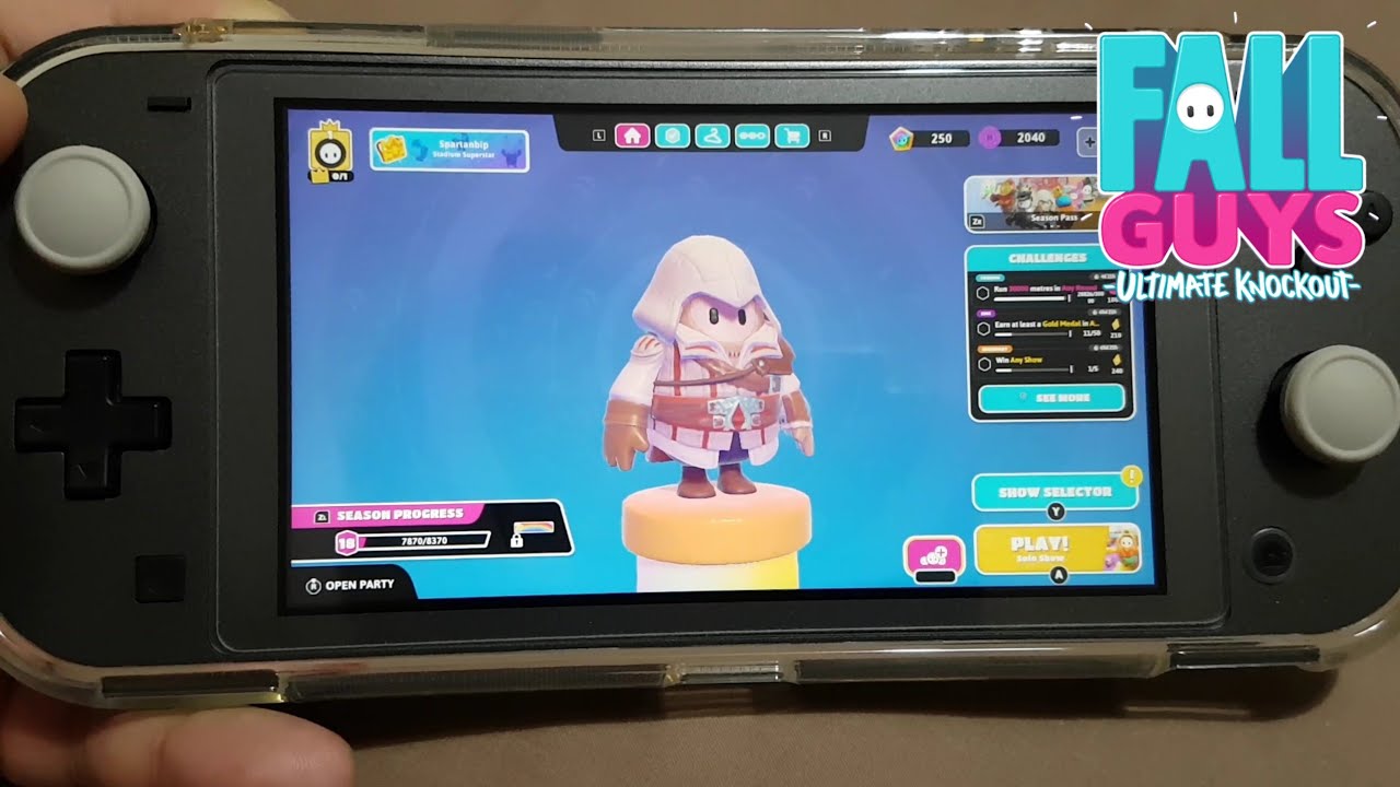 Assassin's Creed Ezio in Fall Guys on Nintendo Switch Lite Part 2 - YouTube