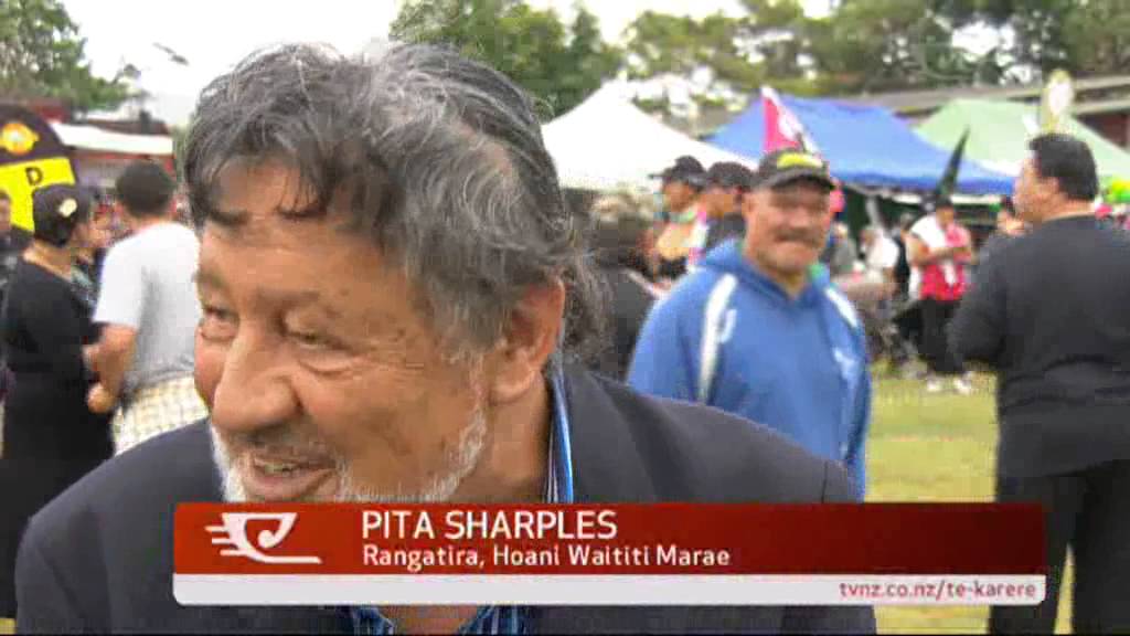 Hoani Waititi Marae welcomes all to Waitangi concert - YouTube