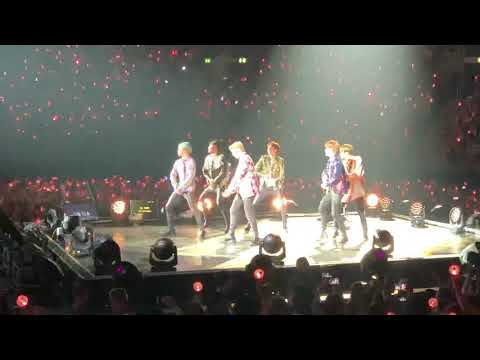 Bts Berlin D1 DNA  “ Loveyourself Tour “ 161018