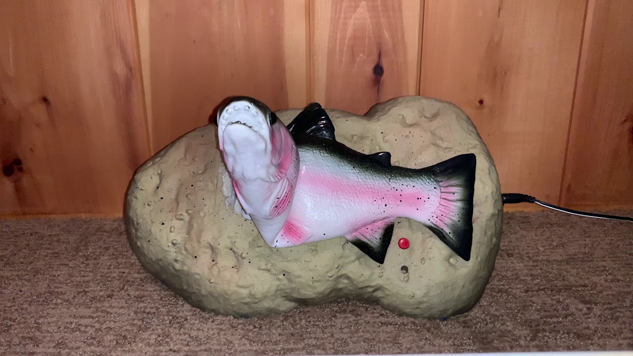 TOMMY THE FRESHWATER TROUT (Travis The Singing Trout) - YouTube