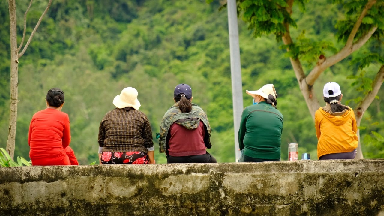 Living In Vietnam | Daily Life in Danang - YouTube
