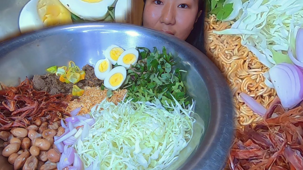 Viral Singju, The Famous Street Food In Manipur (Spicy Salad) - YouTube