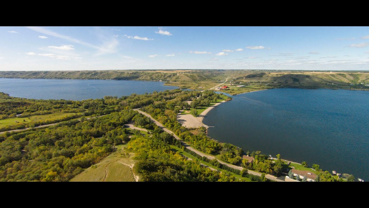 Sunday Get away at Katepwa Lake with my friends #Katepwa Lake - YouTube