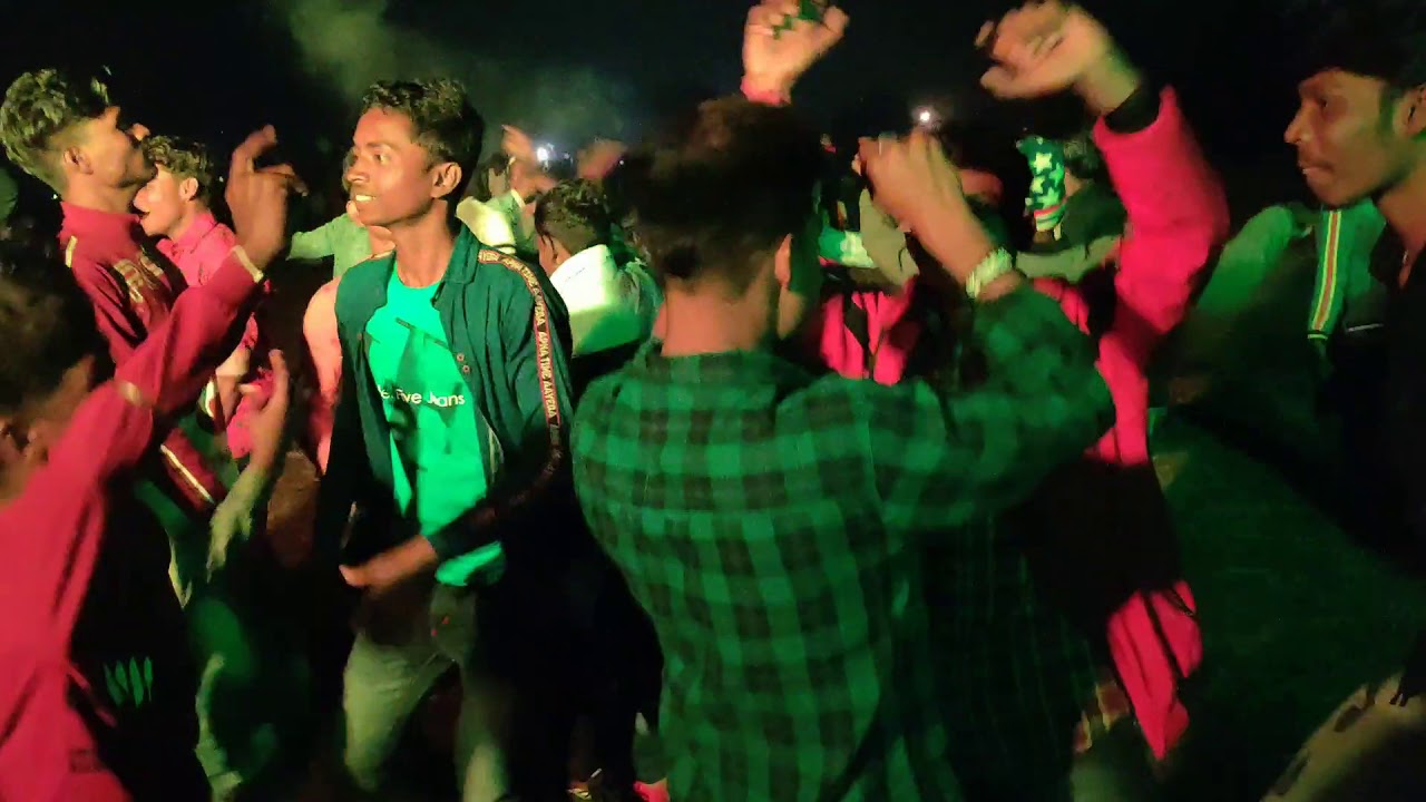 Full masti with friends - YouTube