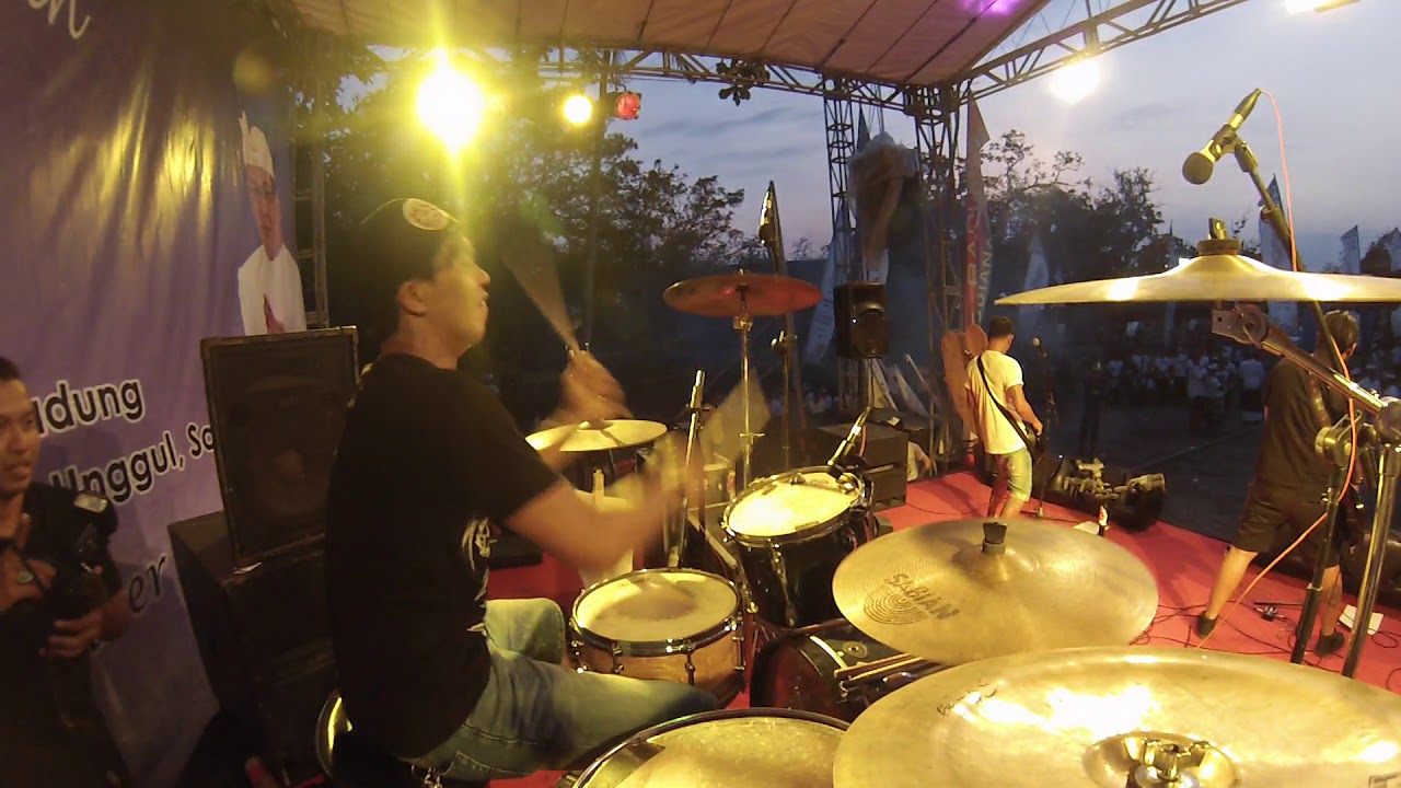 4wD Band Bali Tresna Sujati /Edix - YouTube