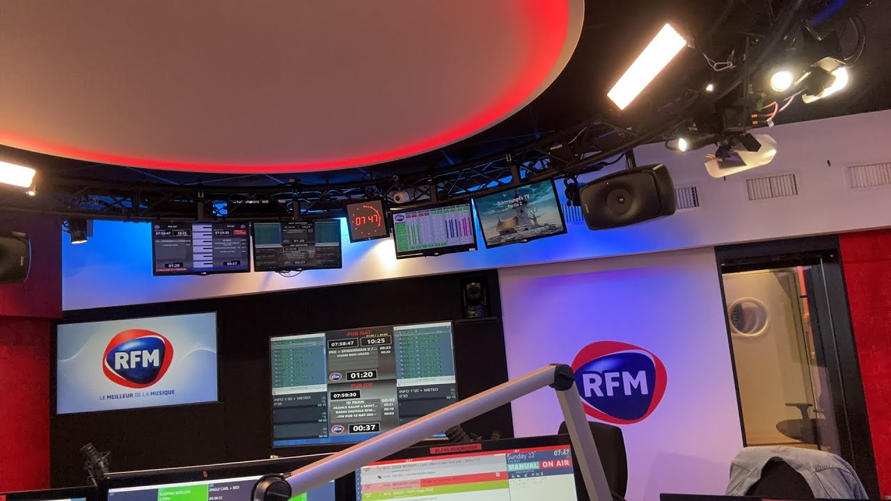 En direct du studio radio RFM! - YouTube