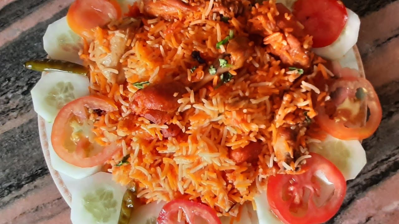Chicken Biryani...bawarchi ki deg style saadhi biryani Eid ul zuha ...