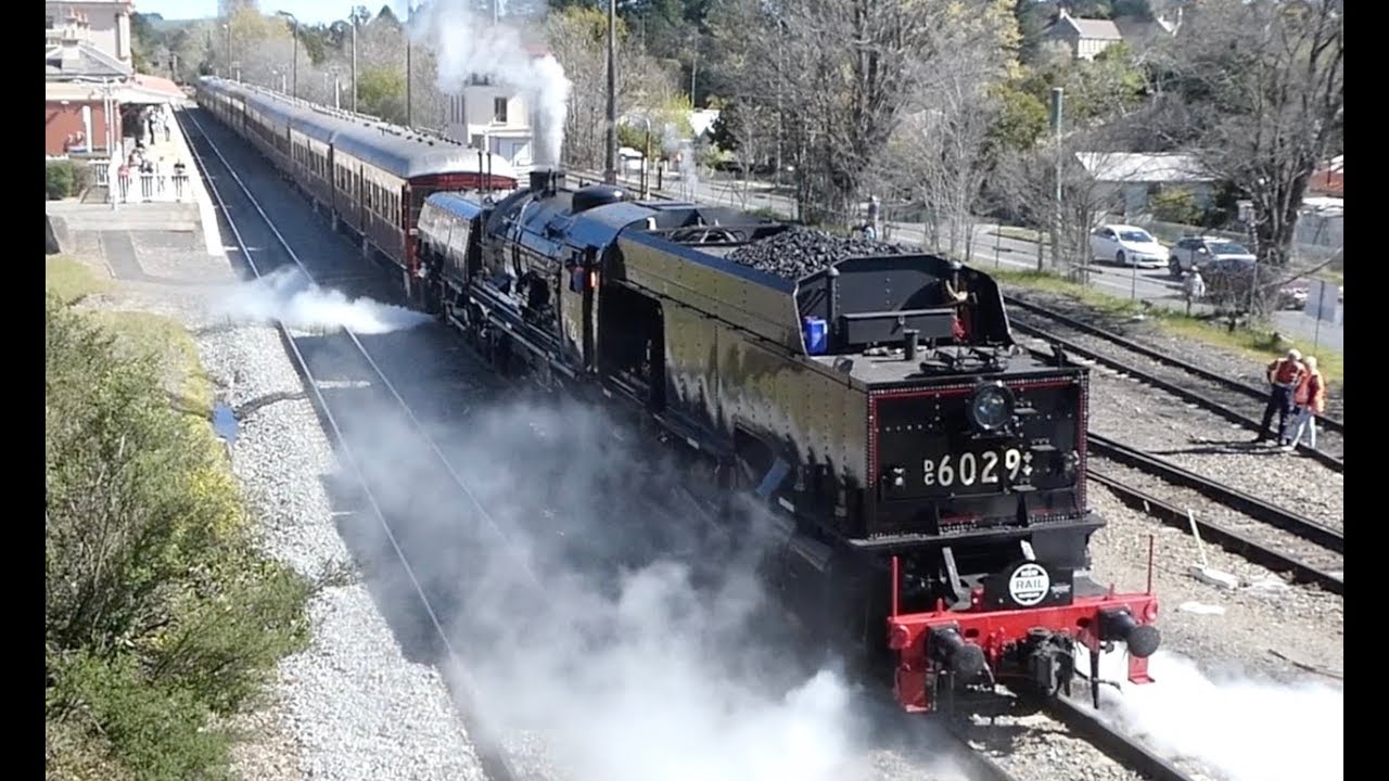 Australian Trains Garratt Steam Locomotive 6029 At Moss Vale Youtube