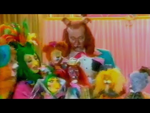 Saturday Morning's at the Zoo – Bravo's Puppets - YouTube