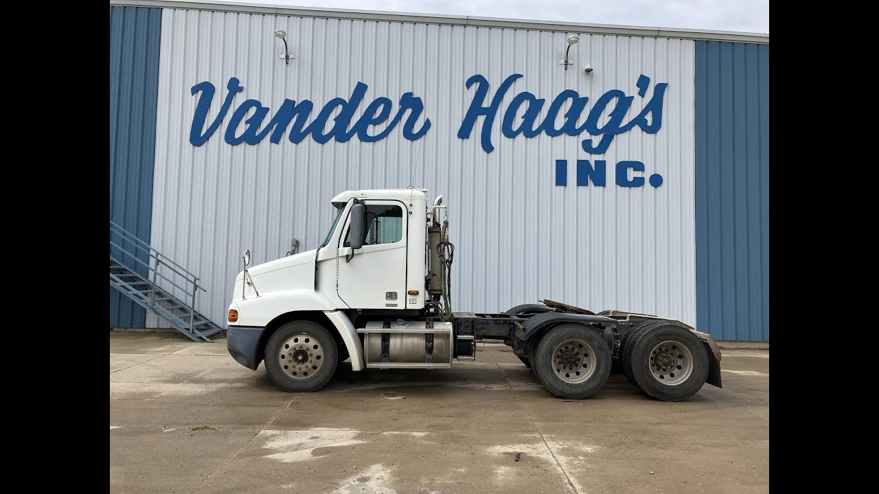 2002 Freightliner C112 CENTURY - Truck 02WH237 - YouTube