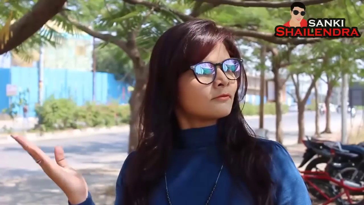 Beautiful Girl V/S Chaddi Dost- Sanki Shailendra - YouTube