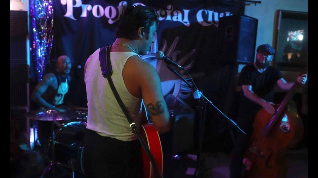 Detroit Johnny at Proof Social Club - YouTube