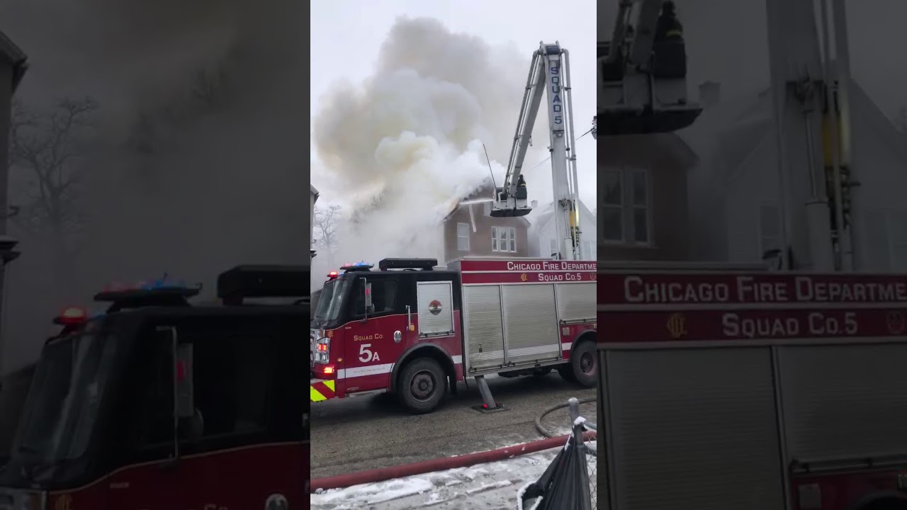 Chicago Rigs and Firefighters Operating at Dwelling Fire - YouTube