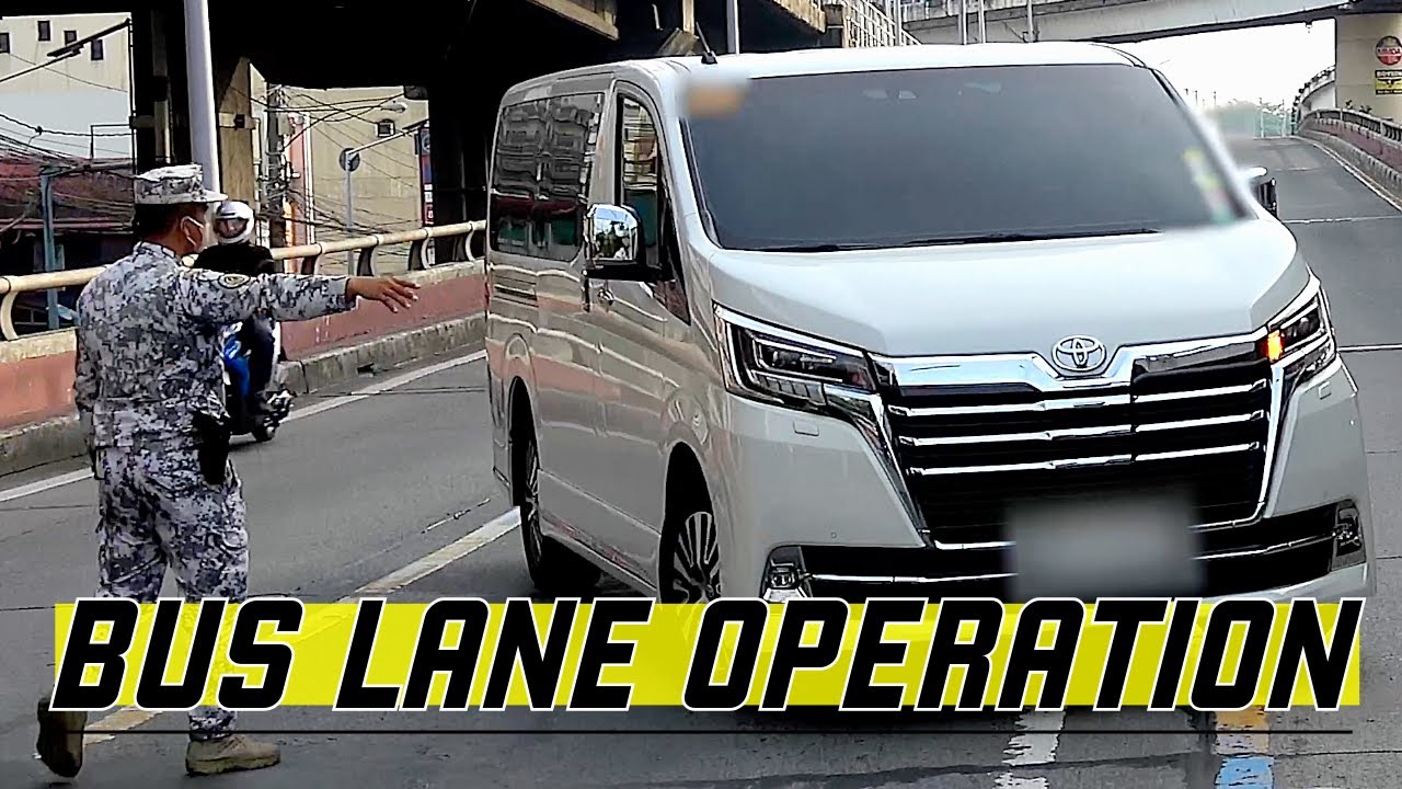 Cars inside the exclusive bus lane? - YouTube
