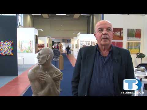 Artisti italiani e stranieri espongono a "Arte in Fiera Dolomiti" - YouTube