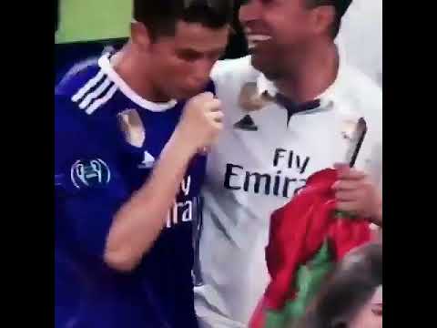 Cristiano ronaldo kissing georgina rodriguez #ronaldo - YouTube