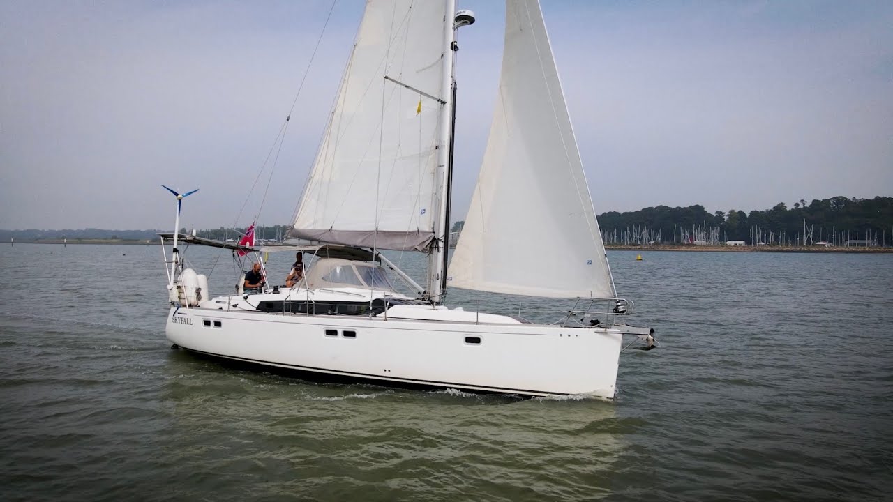 £275,000 Gunfleet 43 Walkthrough Tour - YouTube