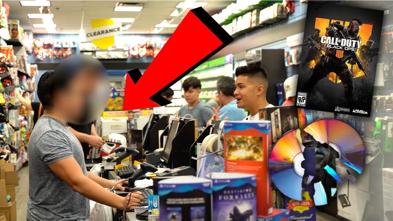 DESTROYING CALL OF DUTY AT GAMESTOP PRANK!! - YouTube