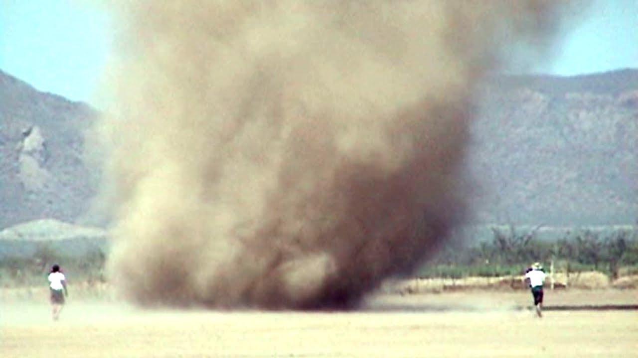 The Most AMAZING Dust Devils caught on camera - YouTube