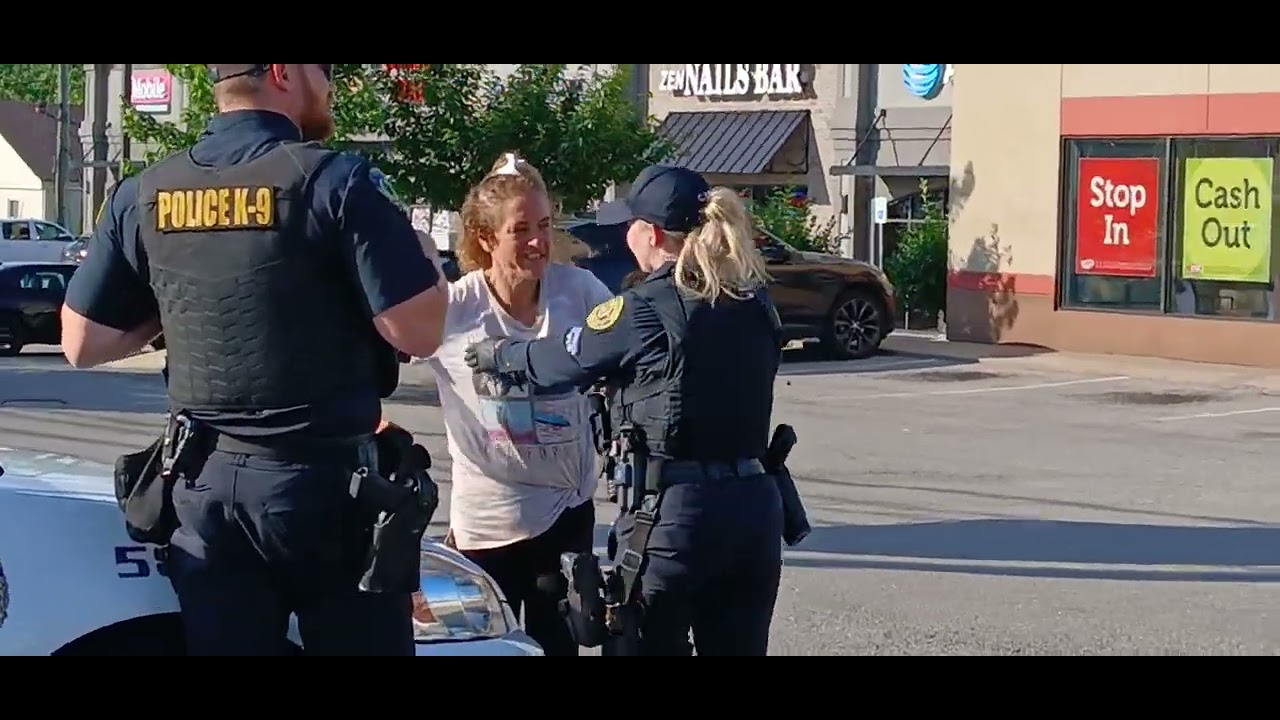 Clarksville Tennessee police Harass A Bootlicker THESE PIGS HERE HATE ...