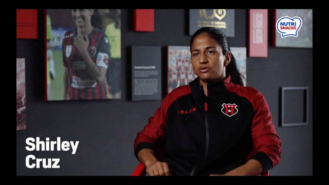 EN EL VERDE ROJINEGRO - SHIRLEY CRUZ - YouTube