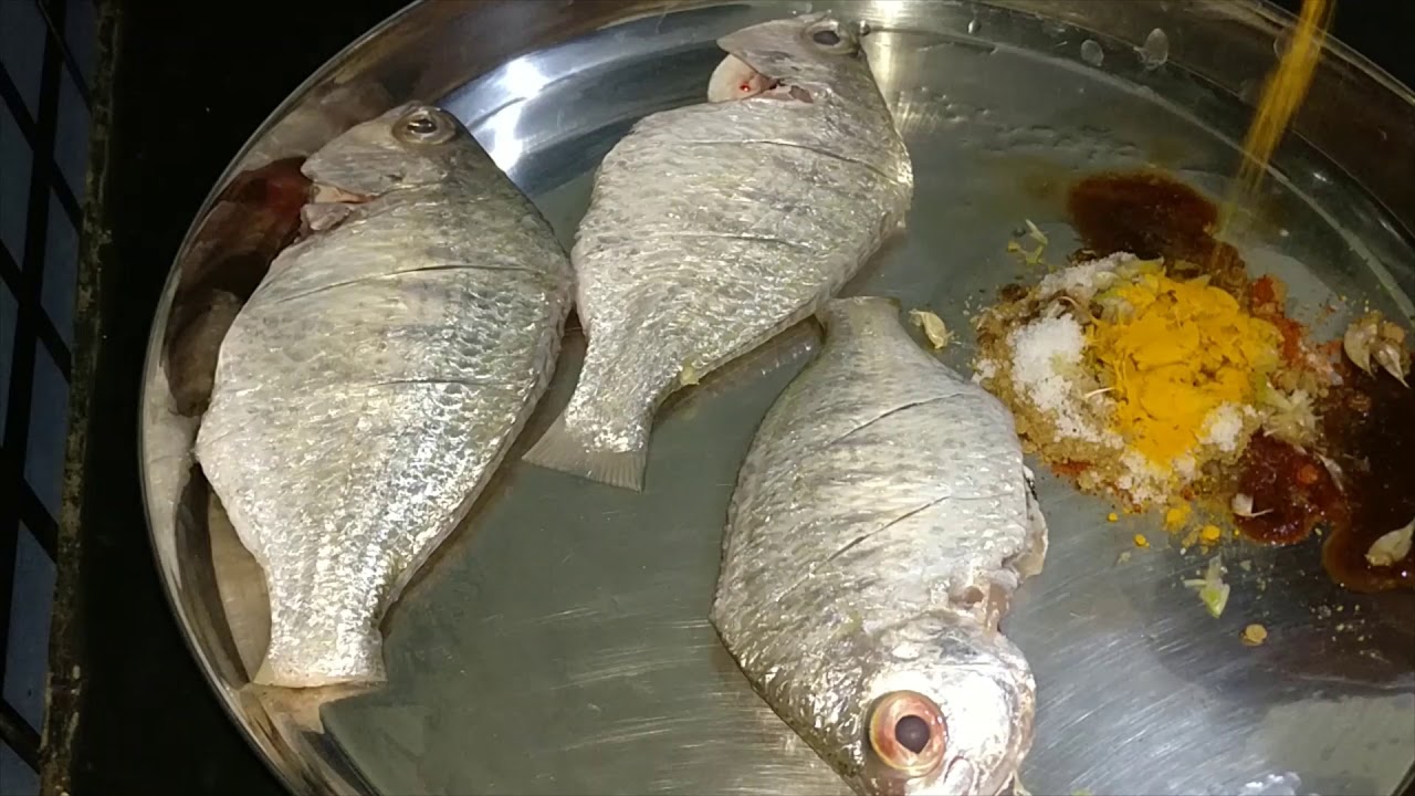 Fish Rawa Fry Malvani style-Paiya / Silver Biddy Fish , Mangalore Style ...