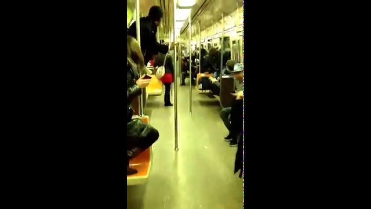 Rat on NYC subway R train to Brooklyn 2012 - YouTube
