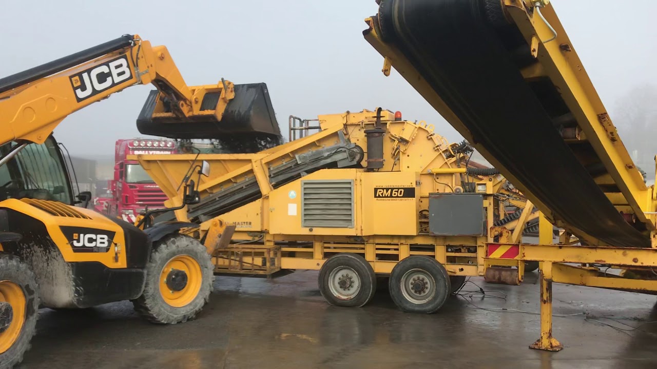 Rubble Master RM60 Crusher & CS2500 Screen Demo - YouTube