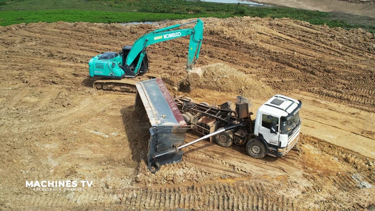 Articulated Dump Truck Accident The First Time SCANIA Truck Dumping ...
