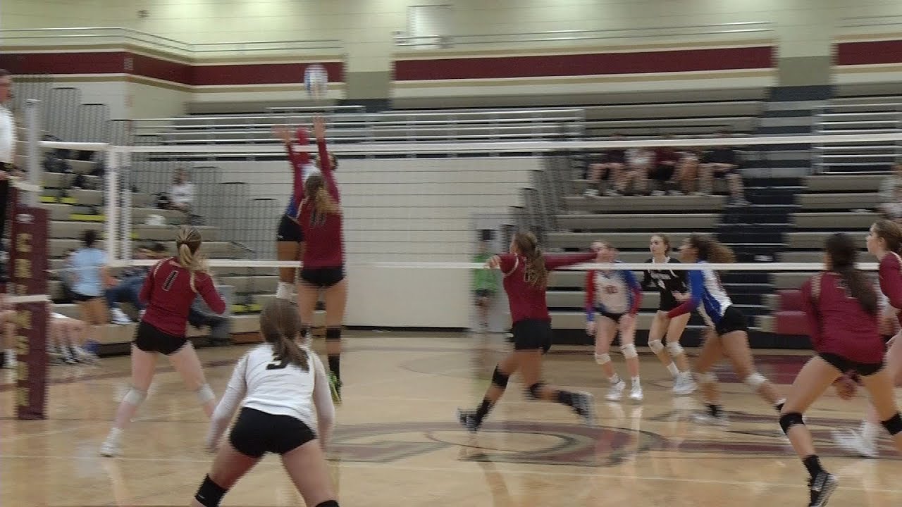 Crimson Volleyball Beats Armstrong in 3 - YouTube