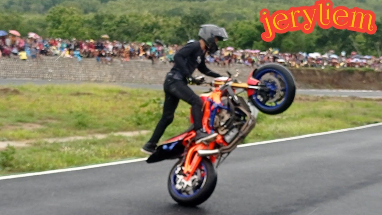 Fresstyler WAWAN BEPONG tingkat INTERNASIONAL beraksi disirkuit PARANG ...