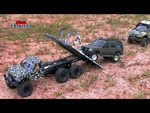 Custom built 6x6 SCX10 Honcho recovery flatbed tow truck hauling Land ...