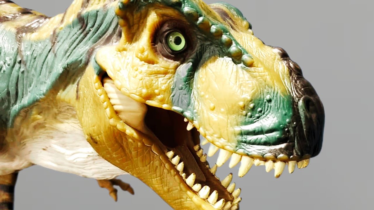 The Lost World Jurassic Park Bull T-Rex Review - YouTube