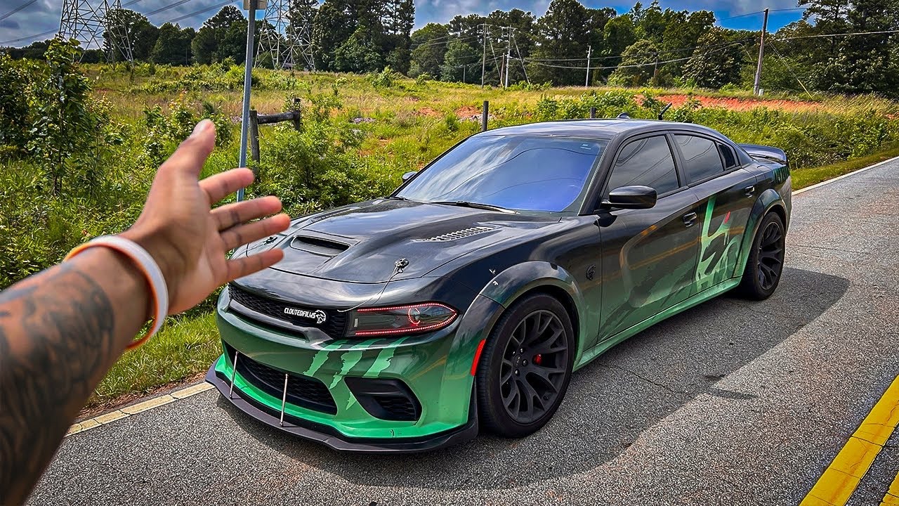 1000 HP HELLCAT JAILBREAK PUSHES ITS LIMITS IN RICH NEIGHBORHOOD - YouTube
