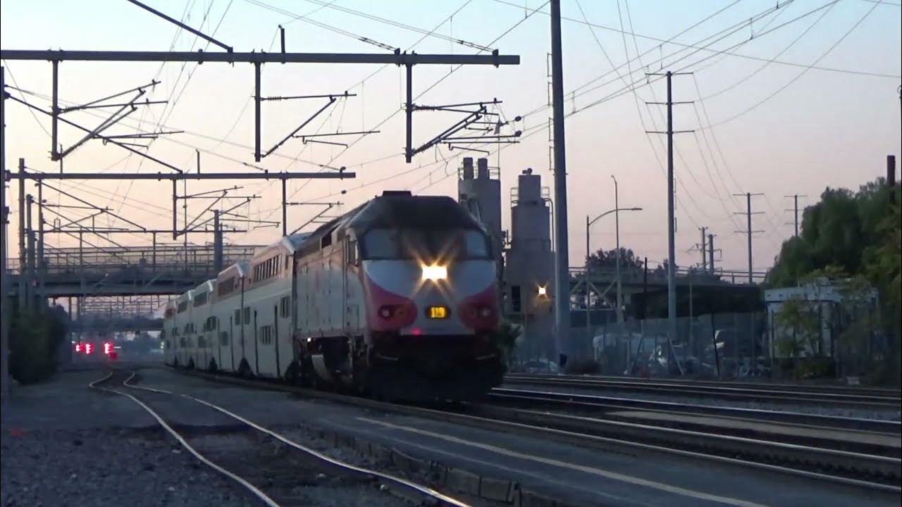Caltrain's MP36PH-3C 926 leads 124 through College Park station giving 2 Jingle Bell horn shows ...