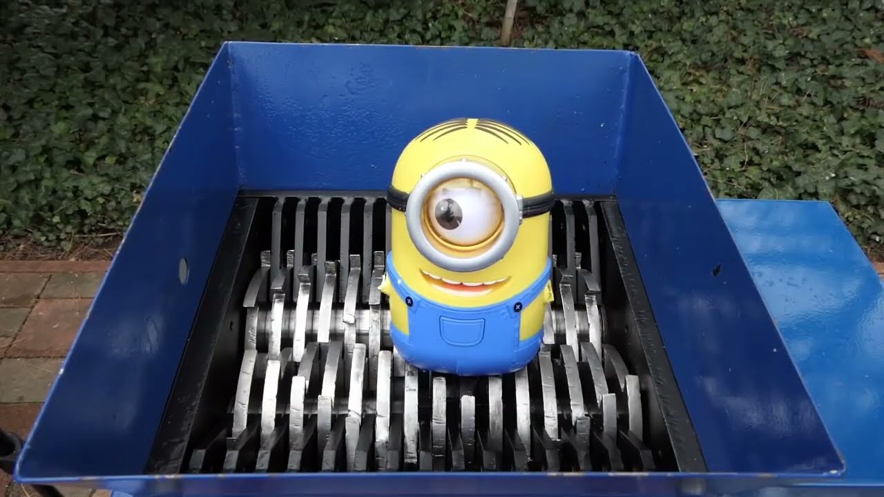 Funny Reverse-Gojzer-Shredding Minions with Banana Jelly! - YouTube