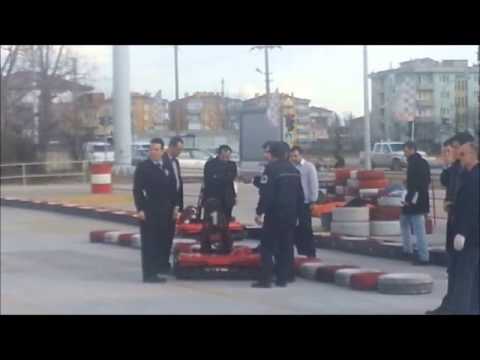 Go-Kart Eğlencesinde genç kızın dehşet veren ölümü.wmv