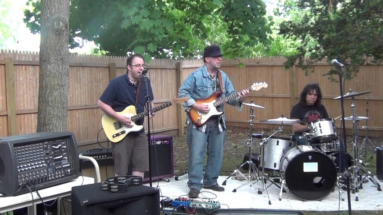 Gary Sellers jamming with George Bostick and John Haseth - YouTube