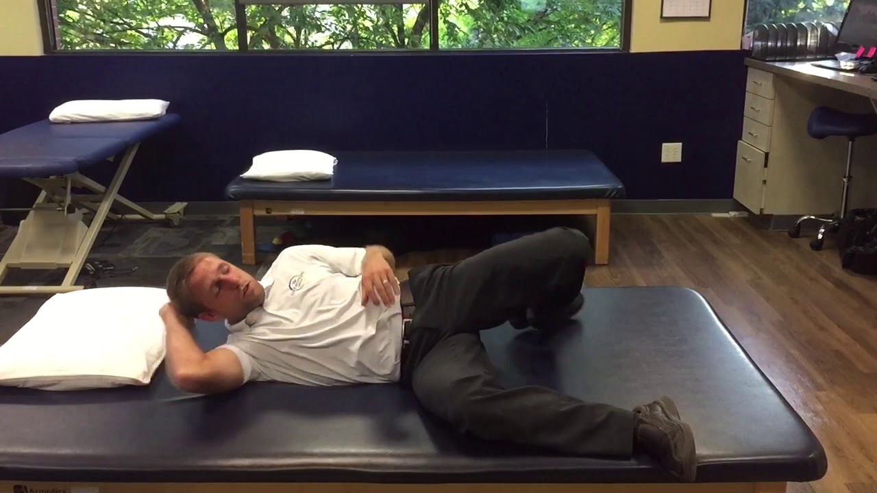 Sidelying TFL IT Band Stretch - YouTube