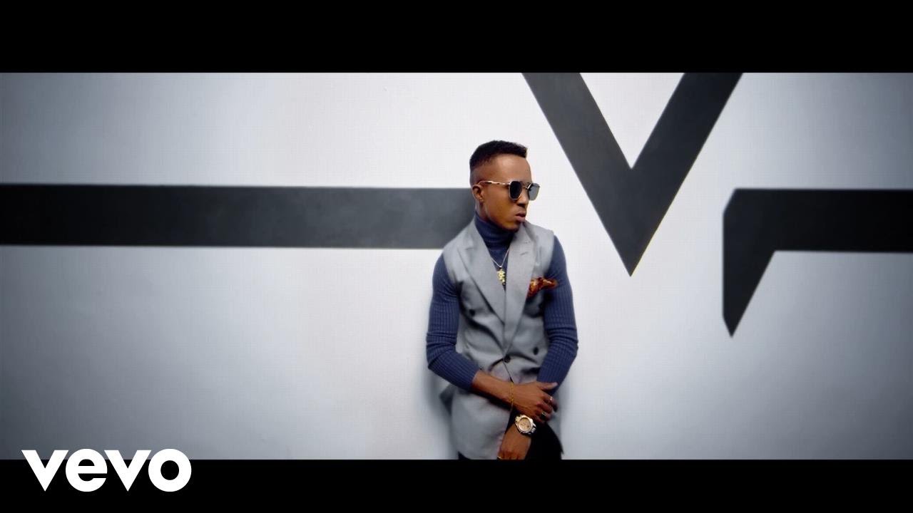 HumbleSmith - Attracta (Official Video) - YouTube