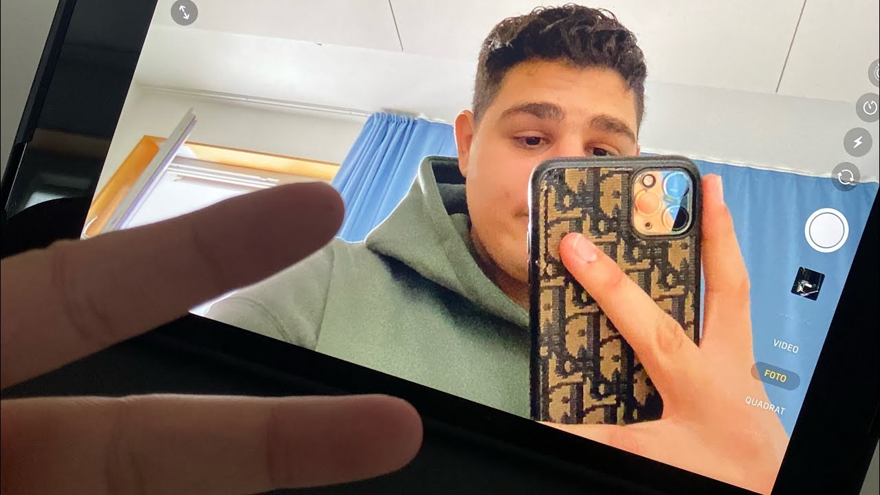 Gezzy straight to the top, - YouTube