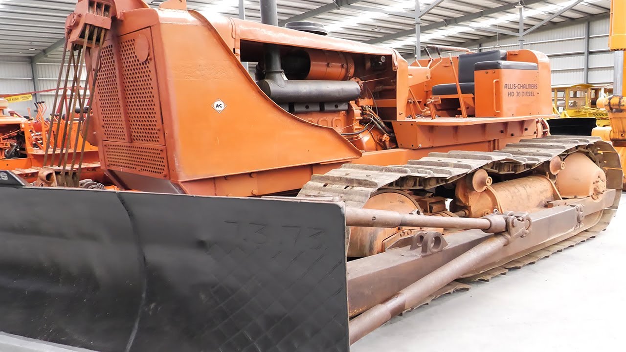 Vintage Allis Chalmers HD20 Cable Operated Bulldozer in Geraldine - YouTube