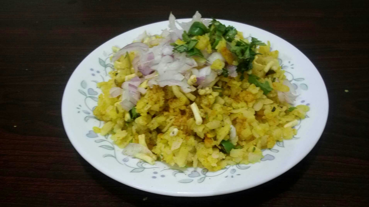 Quick n Easy Poha Recipe | Oil Free Poha | Using Microwave | - YouTube