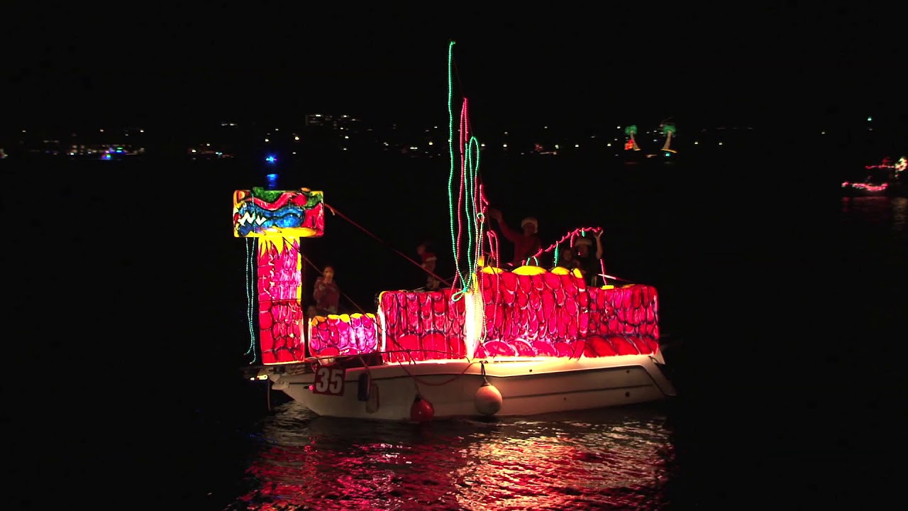 Bermuda Boat Parade 2018 - YouTube