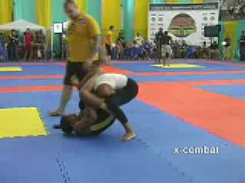Rosalind Ferreira x Michele Tavares by X-COMBAT - YouTube