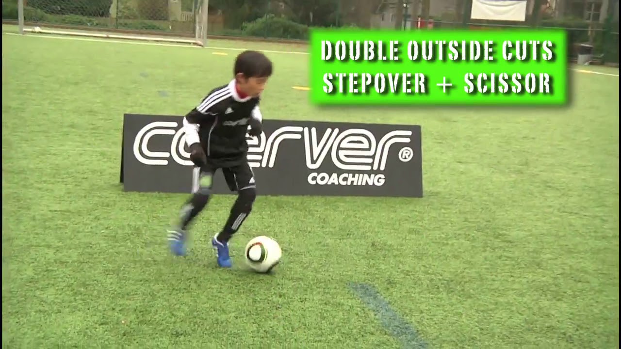 Coerver | Double Outside Cuts Stepover Scissor - YouTube